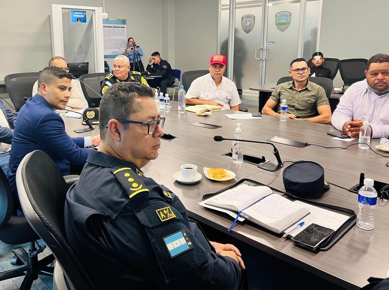 Ministro de seguridad se comprometió a quitar decreto de prohibición de ...